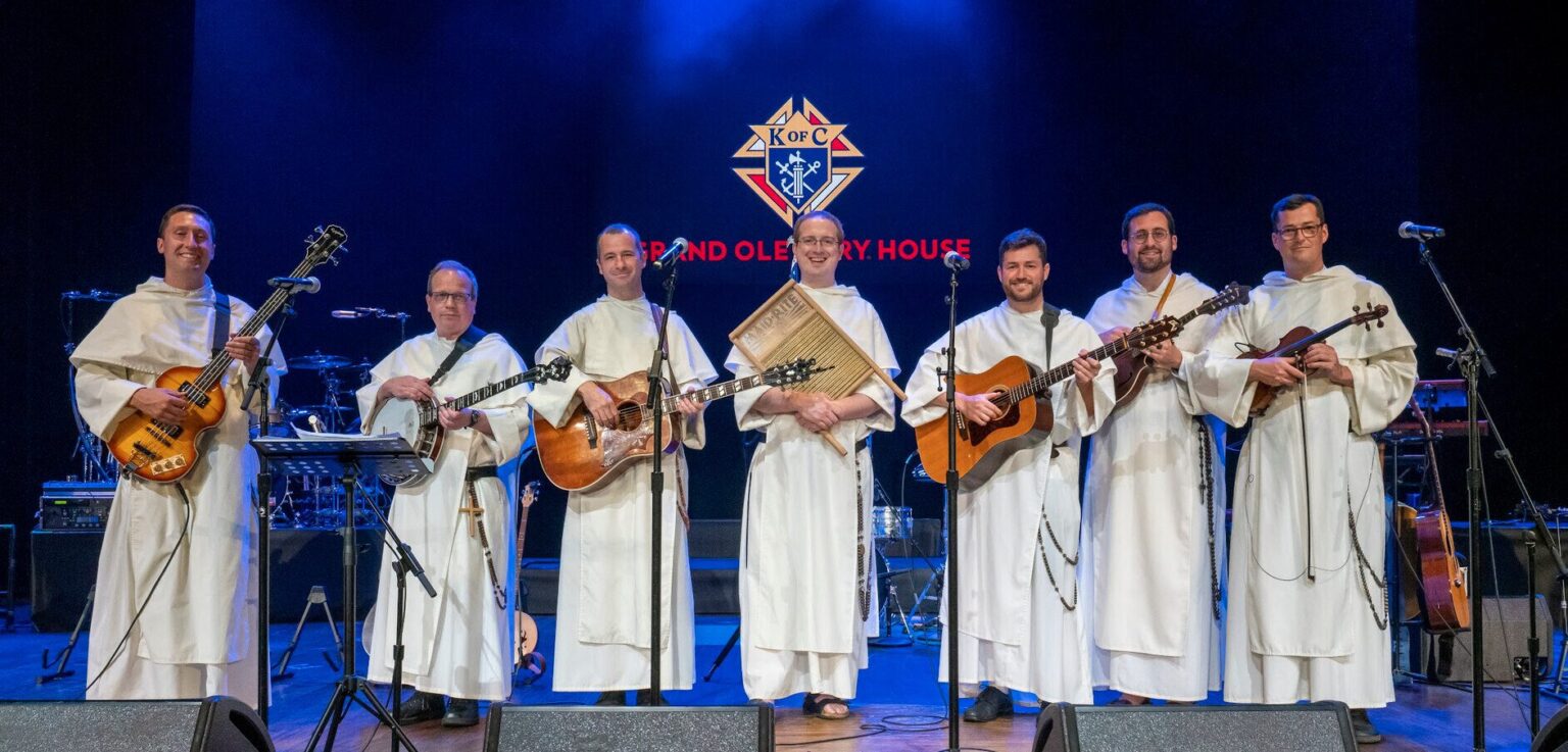 Hillbilly Thomists Bluegrass Band Performs for Knights on Opry Stage ...